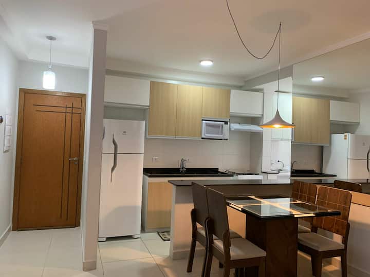 Apartamento Com Ar Condicionado  E Wifi. - Ubatuba