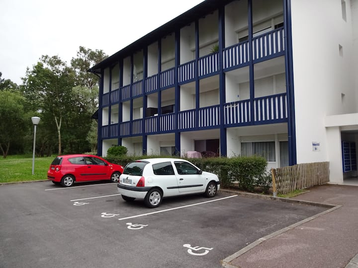 Studio Meublé Dans Un Cadre Verdoyant - Bayonne