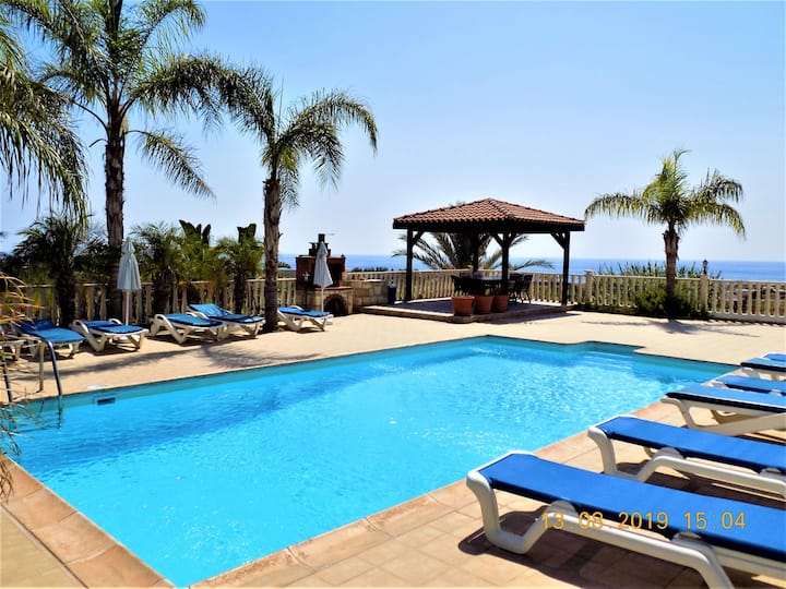 Villa Dioni In Coral Bay Peyia Of Pafos - Cyprus