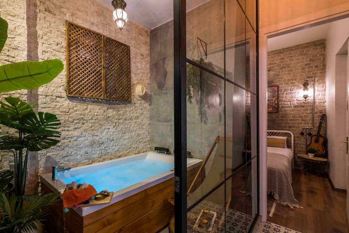 Rum-otto/3br With Hottub/art/galata/near Metro - Isztambul