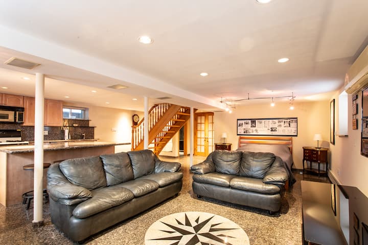 Message Host For Dates! Nice Studio Apartment! - New York