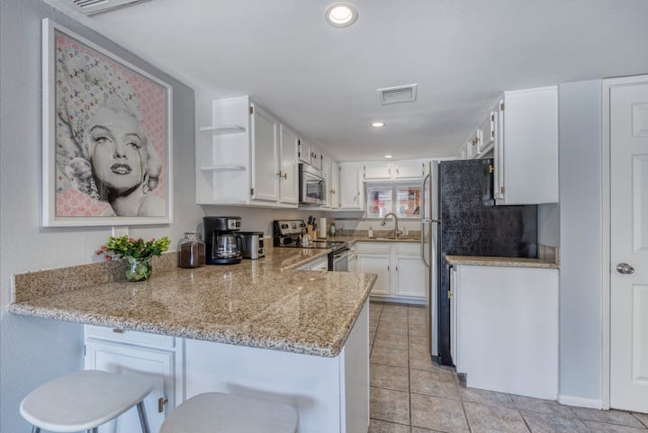 Mid-century Modern In The Heart Of Phoenix! - Phoenix, AZ