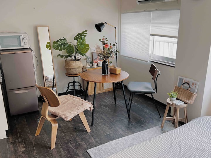 【黑门市场步行3分钟】难波站步行7分钟/日本桥站步行可达/真正市中心地区 402 - Osaka