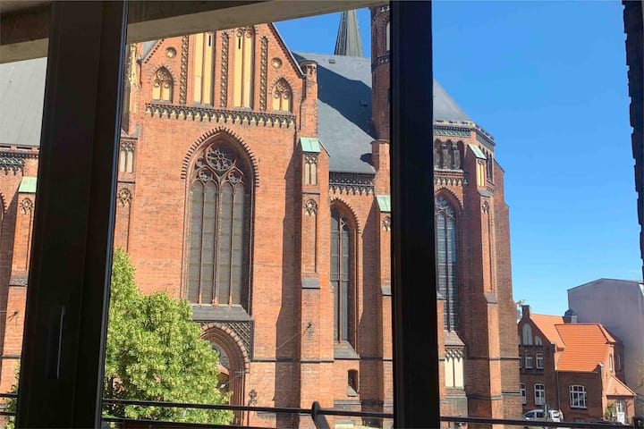 Wunderschöne 2 Zi . Wohnung Im Zentrum Schwerins - Schwerin