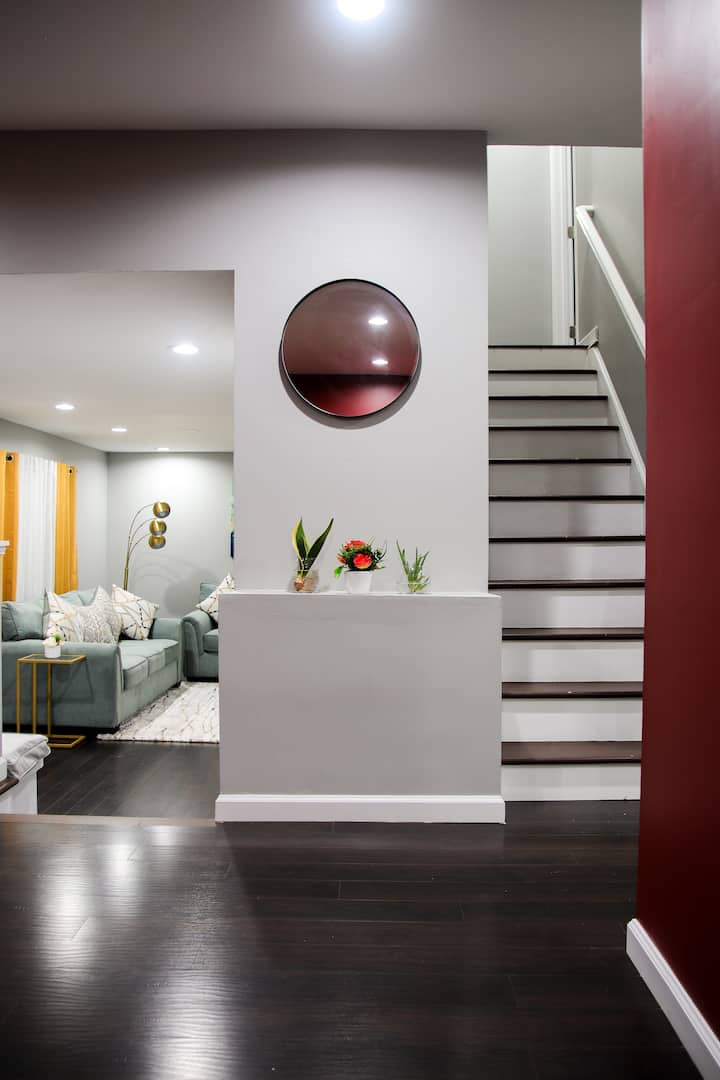 Corporate Housing, 8 Min Dt Raleigh: 4 Br 2.5 Ba - Raleigh, NC