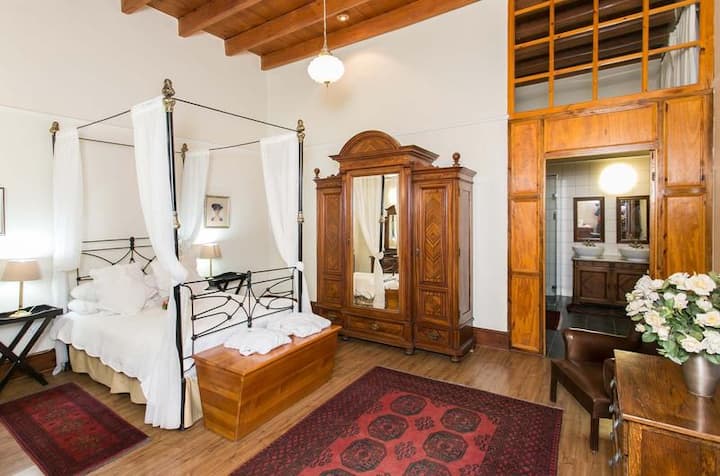Matoppo Inn Guest House - Antique Room - Beaufort West