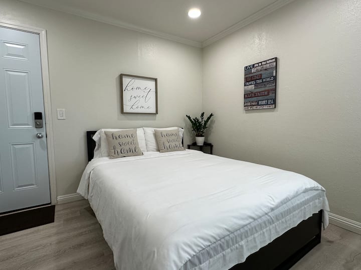 Cozy Studio With Private Entrance And Parking - Milpitas, CA
