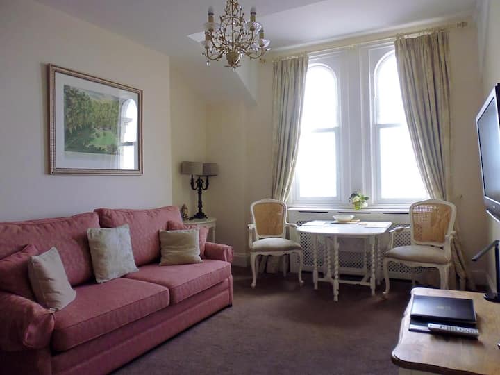 Luxury One Bedroom Sea View Apartment - Isle of Man