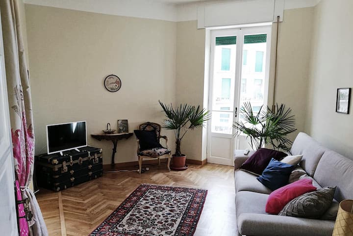 Beautiful Apartment With Great Downtown Location - Ospedaletti