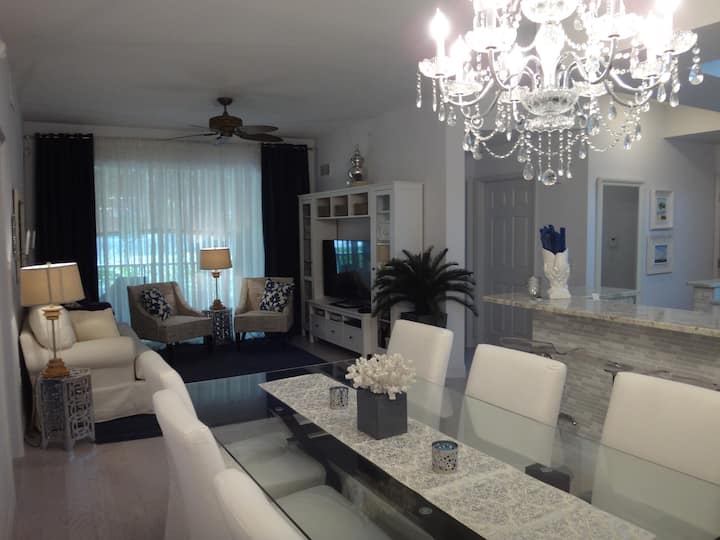 "Home Away Like Home"- Luxury, Relaxing Escape... - Fort Myers, FL