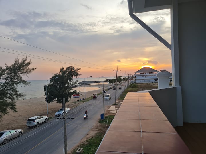 Seaview Family&friends/ Pai Mar D(2 Bedrooms) - Rayong