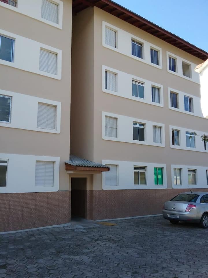 ÓTima Comodidade E Localização! 60 Mts Da Praia. - Caraguatatuba