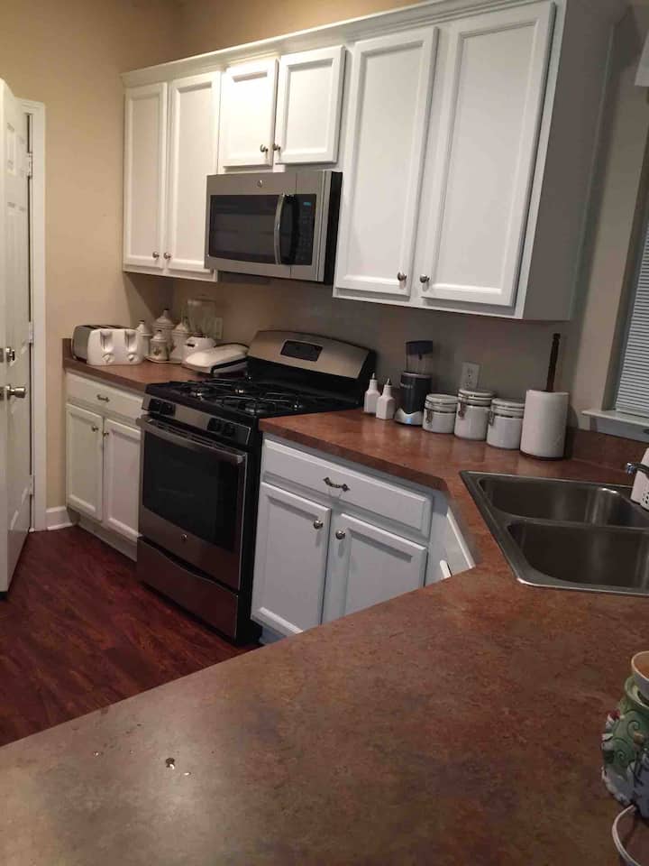 Lovely,prívate Bedroom In Downtown Bluffton W/pkig - Bluffton, SC