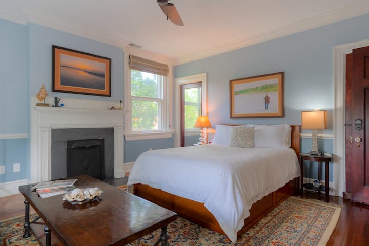 The Atlantic Room At Bent Oaks Manor - Roanoke, VA