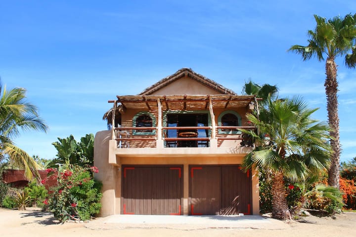 Flora Del Mar Casa Panchita - Todos Santos