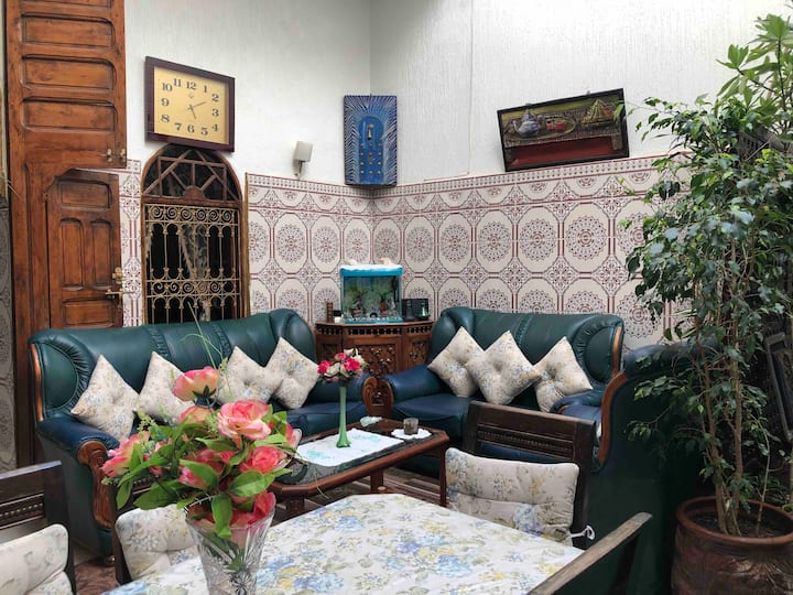 Modern Riad In The Center *Females Only - Rabat