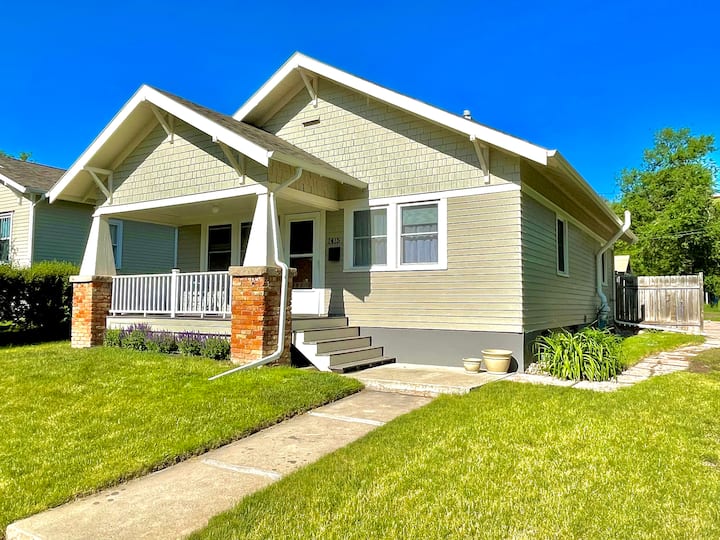 11th Street Retreat | Historic Downtown District - Rapid City, SD