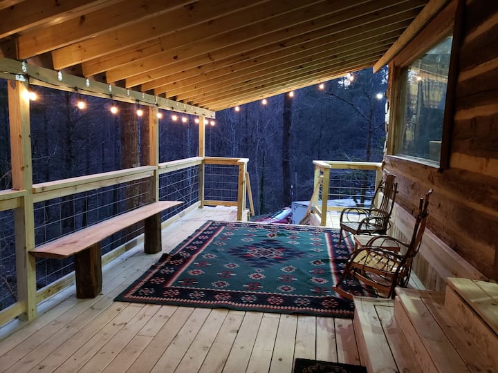 Hillbilly Heaven (Less Than 5 Miles To Everything) - Gatlinburg