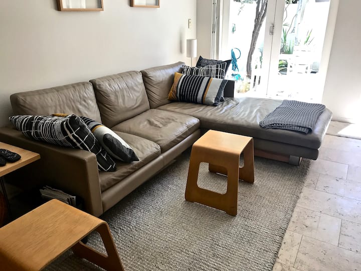 Modern Room, Central Surry Hills - Surry Hills