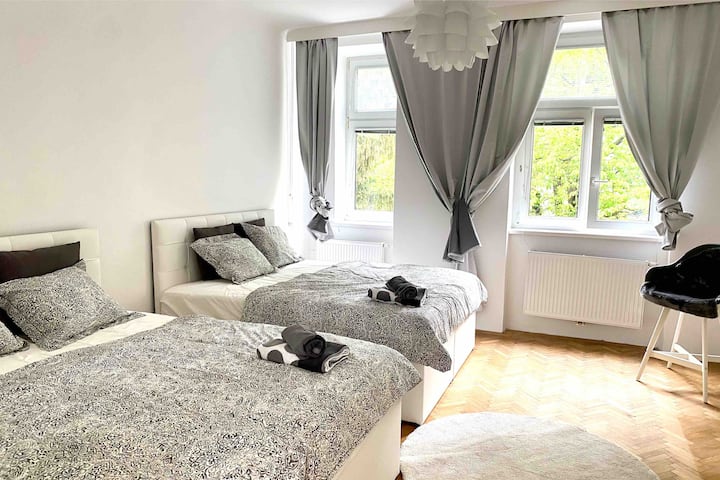 City Living: Charmante Wohnung Mitten In Wien - Viyana