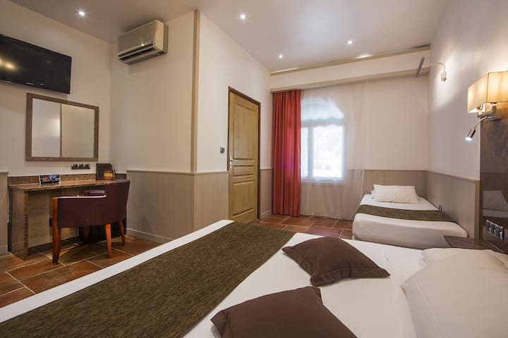 Chambre Double Lit King Size - Corte
