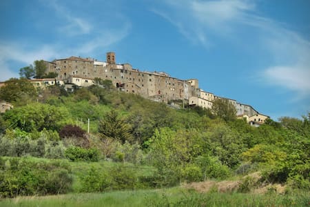 Serrazzano Alloggi e case vacanze - Toscana, Italia | Airbnb