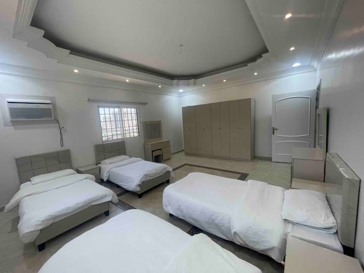 2 Km Away From Haram, Spacious And Clean - Medina