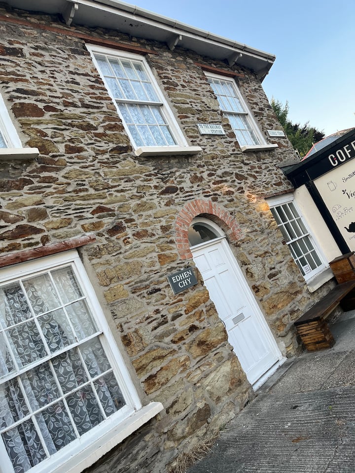 4 Bedroom Townhouse In Central Truro, Cornwall - Perranporth