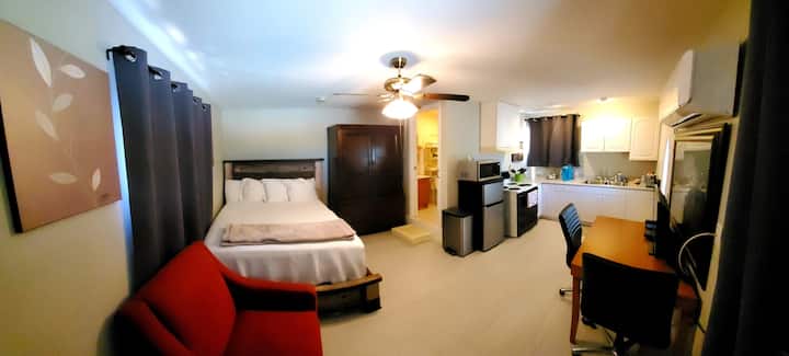 Adorable Guest House With Space For Rv - Green Valley, AZ