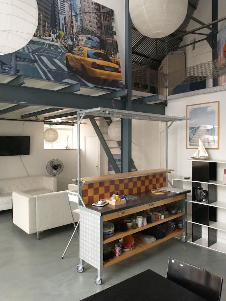 Loft Aménagé Dans Un Ancien Hangar - Saint-Sébastien-sur-Loire