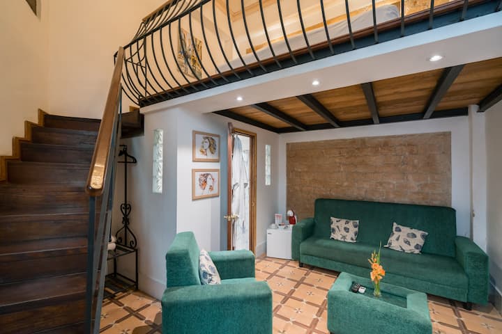 Boutique Hotel La Maestranza - Deluxe Duplex Room - Havana