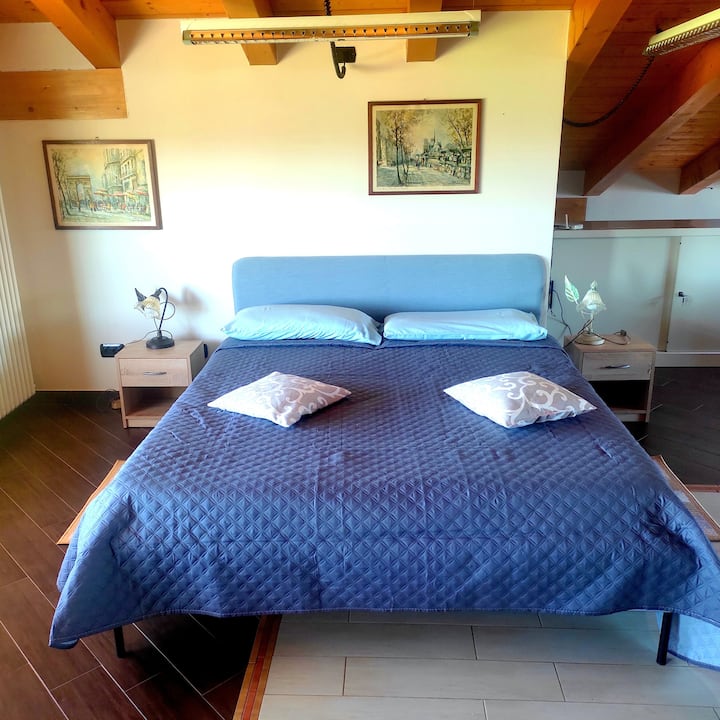 Stanza Vicino Al Lagodigarda In Villa Con Piscina - Bardolino
