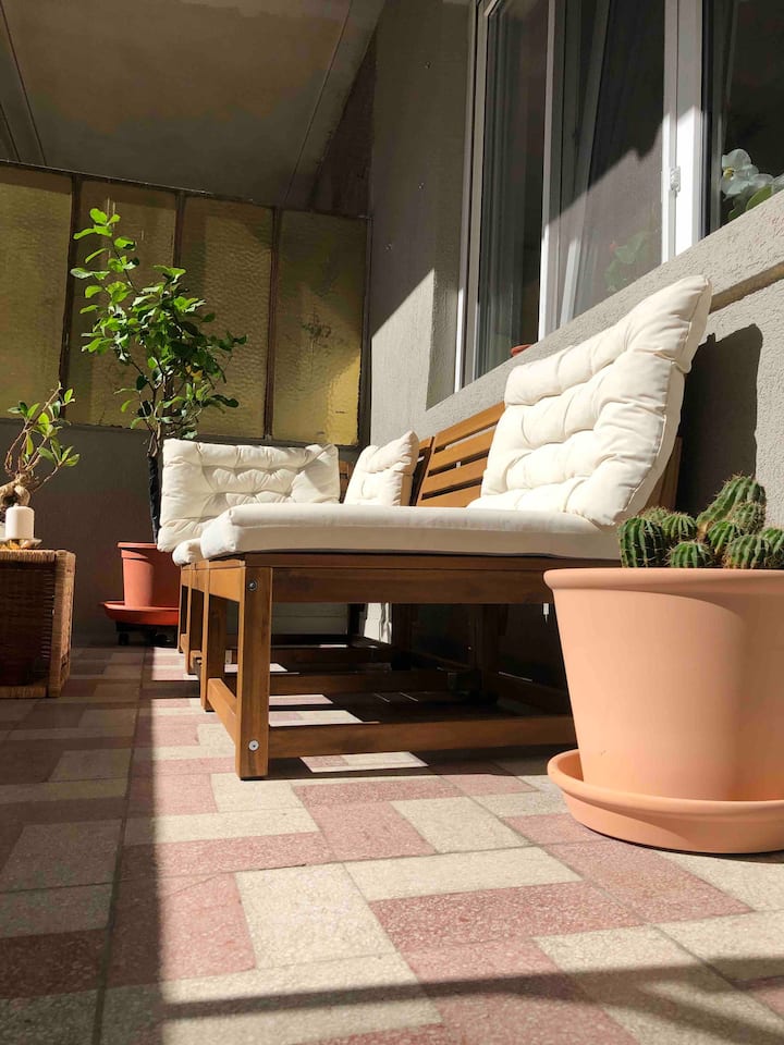 Spacious Terrace Apartment 5 Min From Old Town - Bucharest