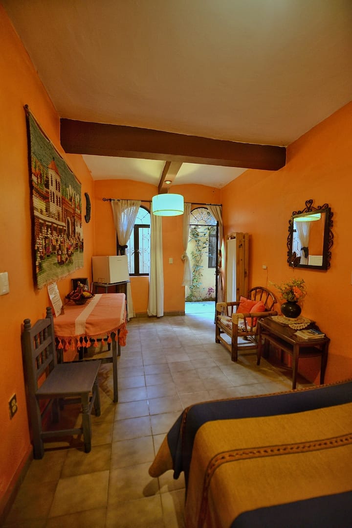 Super Clean, Cozy & Safe Br @ 3 Blocks From Zocalo - Oaxaca