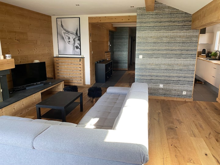 Appartement "Le Chalet"  Vue Montagne, 90m2, 3 Chb - Estavar