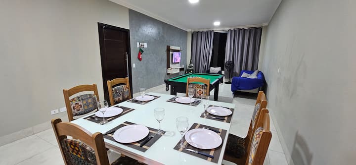 Casa Moderna, Prox Vivaro, 12 Pessoas, Ar 3 Qrtos - Maringá