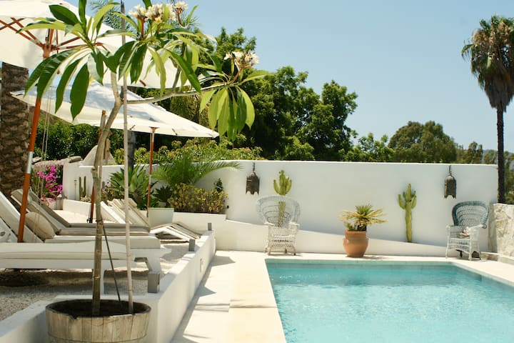 Unique Design Holiday Villa For Up To 16 Guests! - Alhaurín el Grande