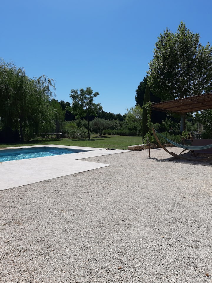 Mas Rénové Au Coeur Des Vergers - L'Isle-sur-la-Sorgue