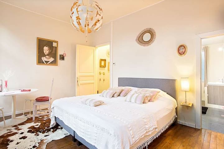 Cosy Room With Private Bathroom In The City Center - Bruges