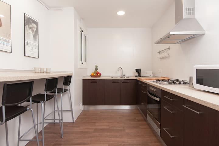 Apartment In A Good Location In Bcn - Barcelona