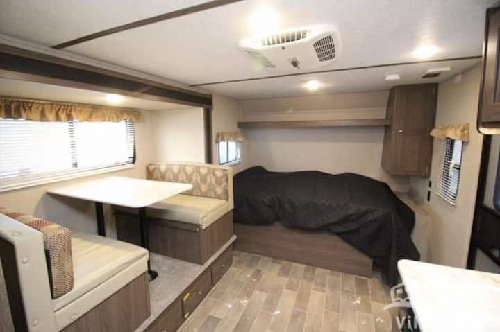 Comfy And Clean Place For Your Holidays - Red Deer