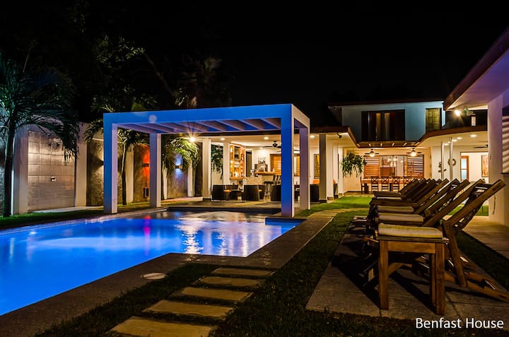 Benfast House Vip Plus +"The Word Is Worth More" - Cuba