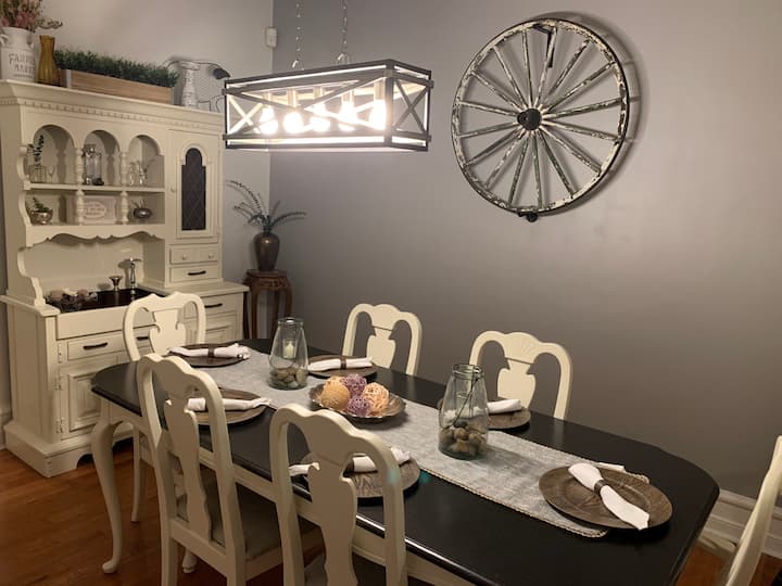 Serenity In The City - 5 Br College Ave By F & M - Lancaster, PA