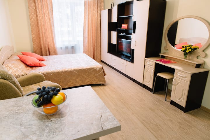 Апартаменты 9 Ночей на Матросова 3 - Томск