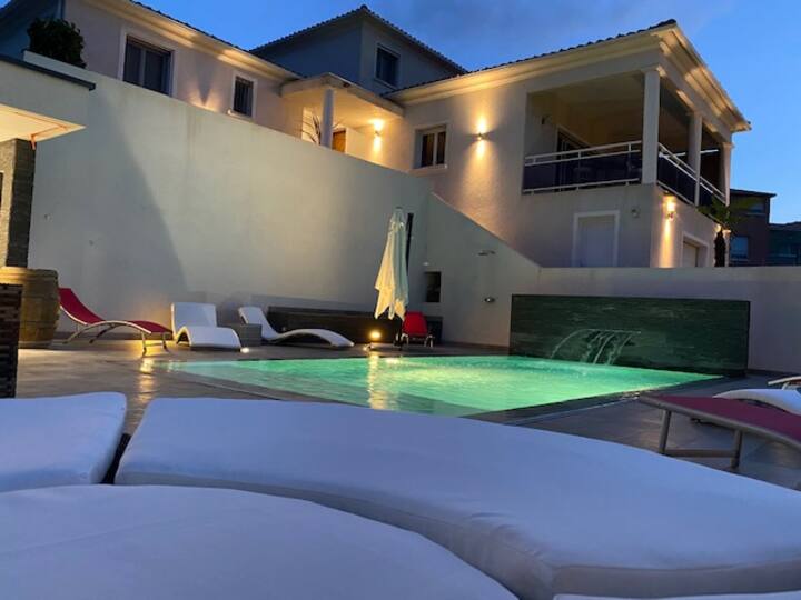 Villa De Standing Avec Piscine Privée - 8 Pers. - Biguglia