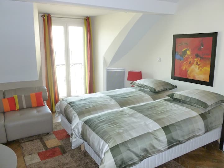 Opera Vendome Capucines 1 - Gare Saint-Lazare - Paris