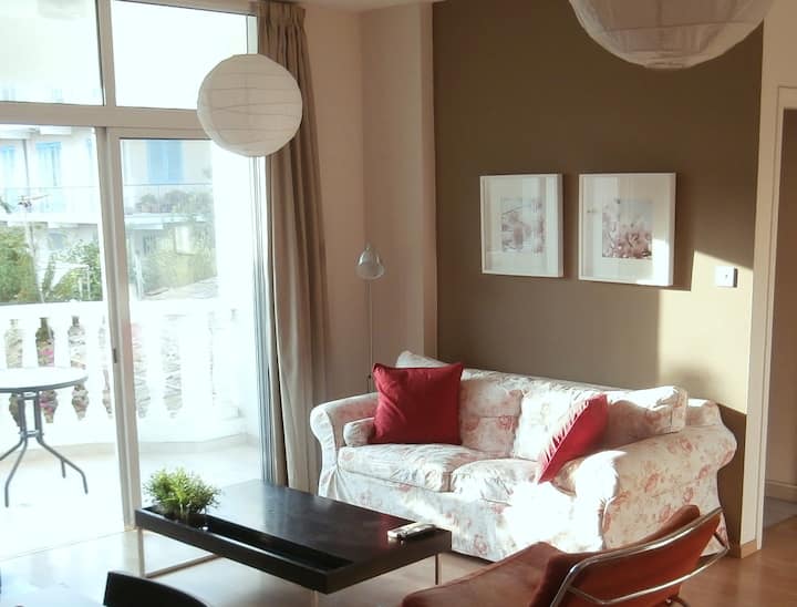 Bright And Clean Flat In Acropolis - Nicosia