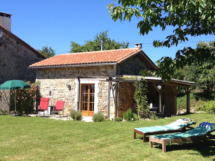 Kl. Ferienhaus Mit Terrasse, Garten U. Fernblick - Dordogne