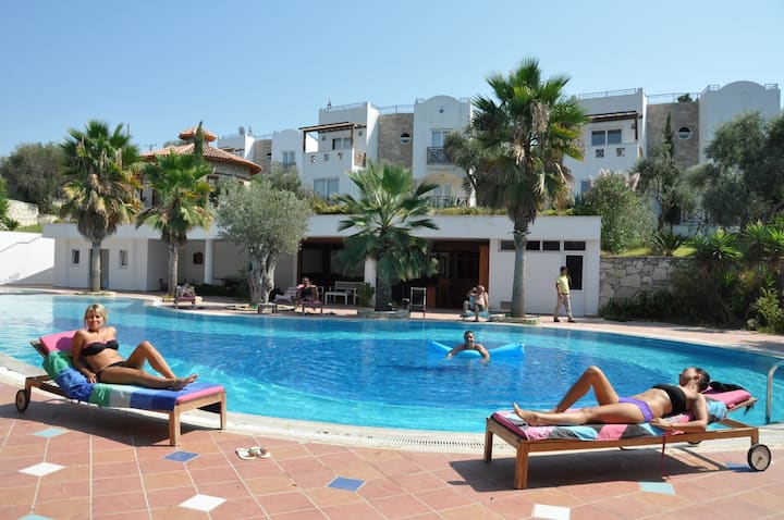 Vakantie In Een Mooi Villapark Te Kusadasi - Kuşadası