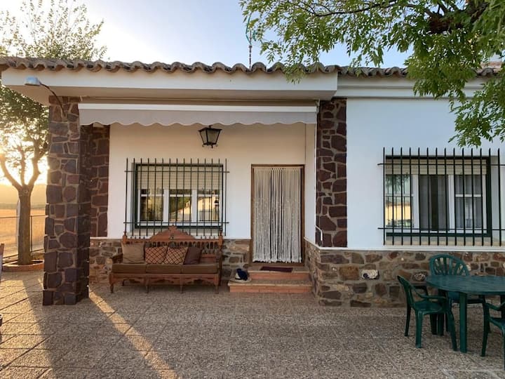 Charming Rural House - Santa Cruz de Mudela